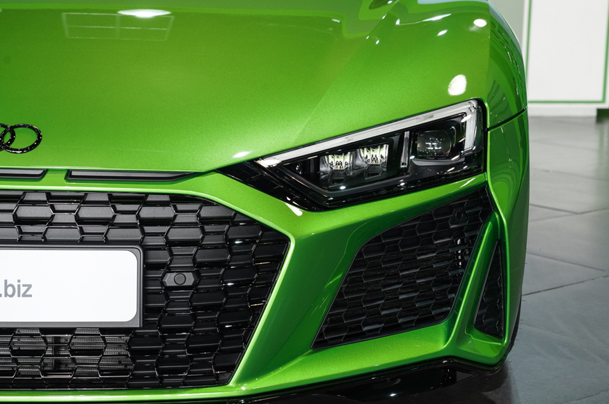 2023 Audi R8 Spyder in Java Green in Dubai | Stoubbiz.ae