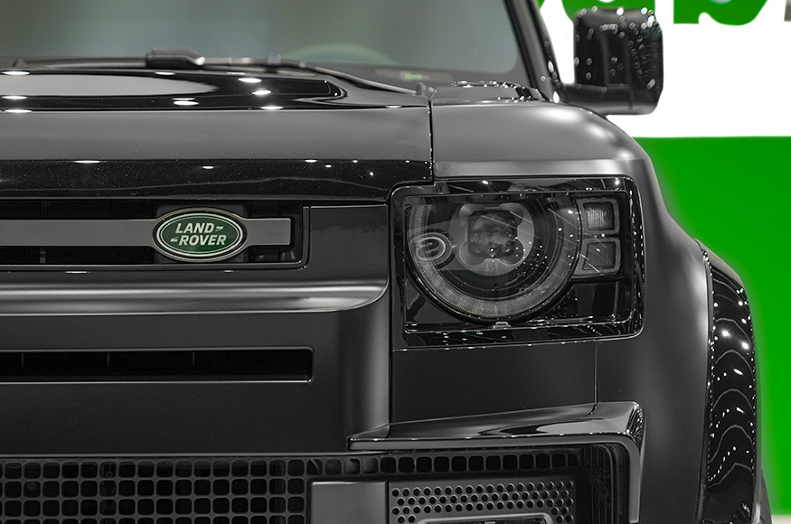 Land Rover Defender 90 Kahn Design | Stoub iz Motors Dubai