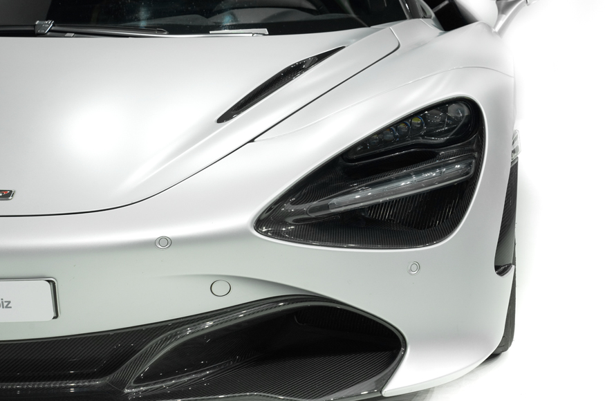 2018 McLaren 720S in Supernova Silver - Dubai | Stoubbiz.ae